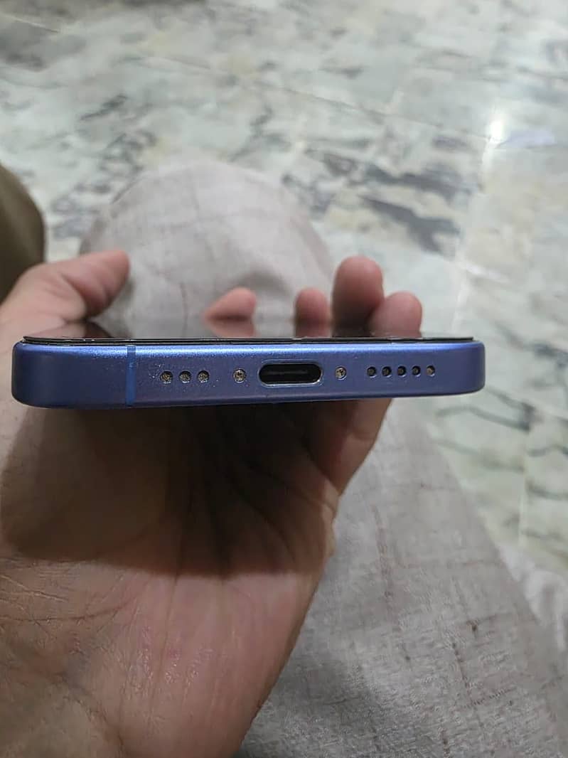 IPHONE 16 128GB With Box - Mobile Phones - 1109571777