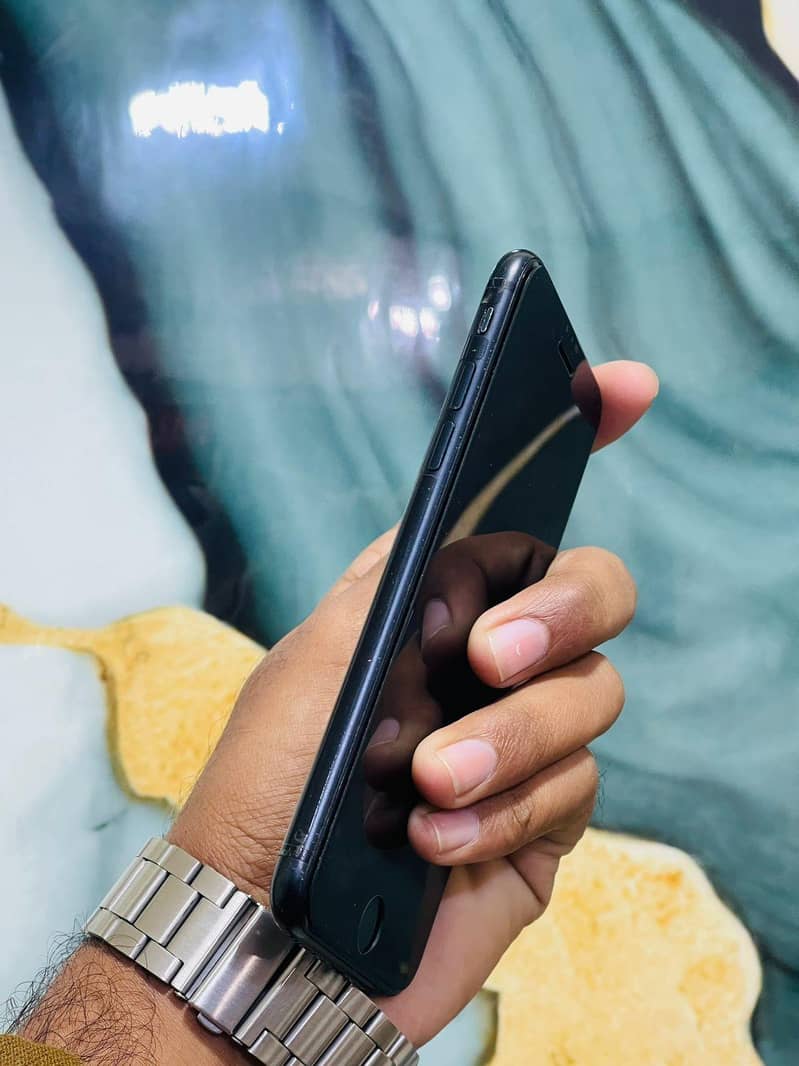 iphone se 2020 pta approved - Mobile Phones - 1109577491