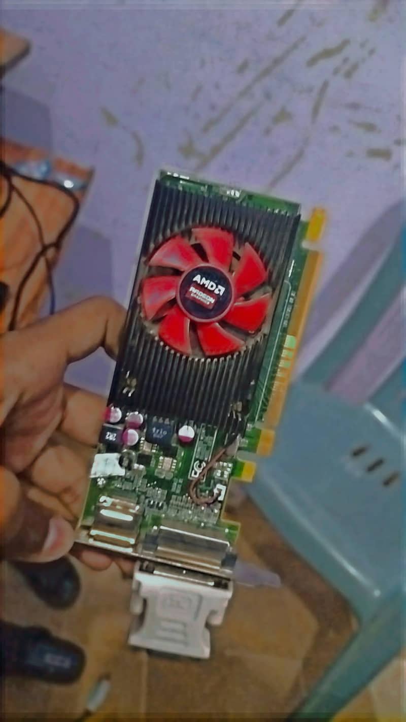 AMD R5 340 - Computer Components - 1109579032