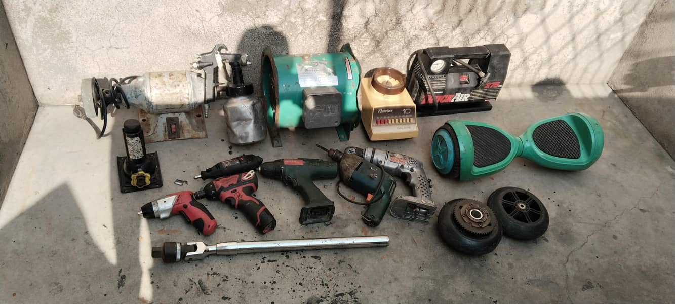 Drill And Grander And Other Machinery - Power Tools - 1109590060