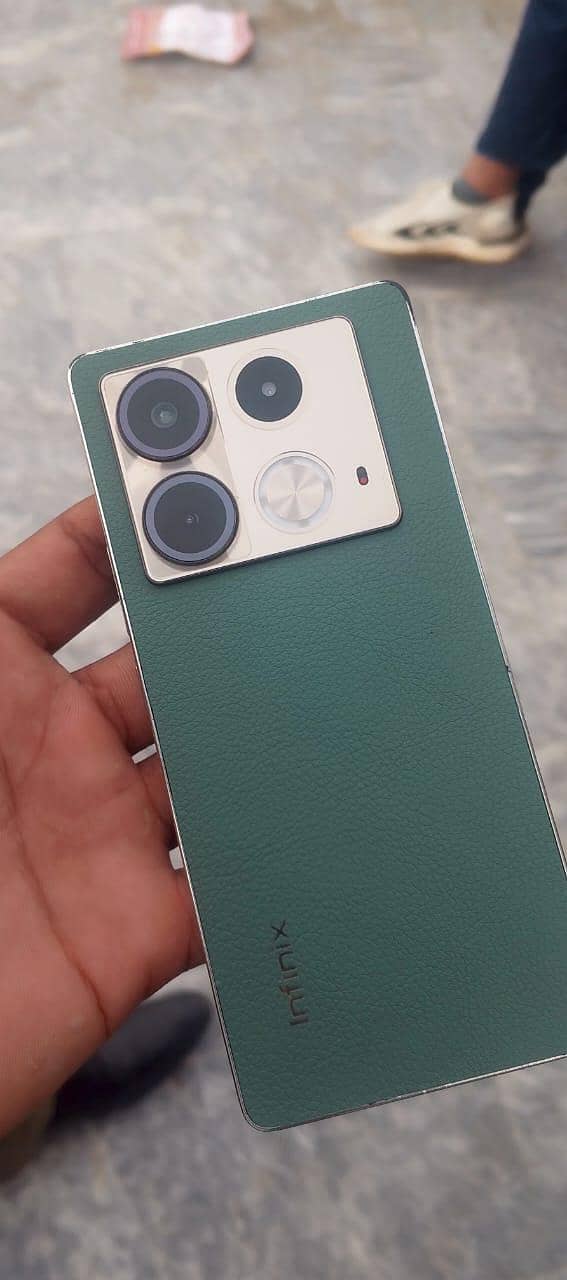infinex note 40 8+8 256 with charger candtion see in pics - Mobile ...