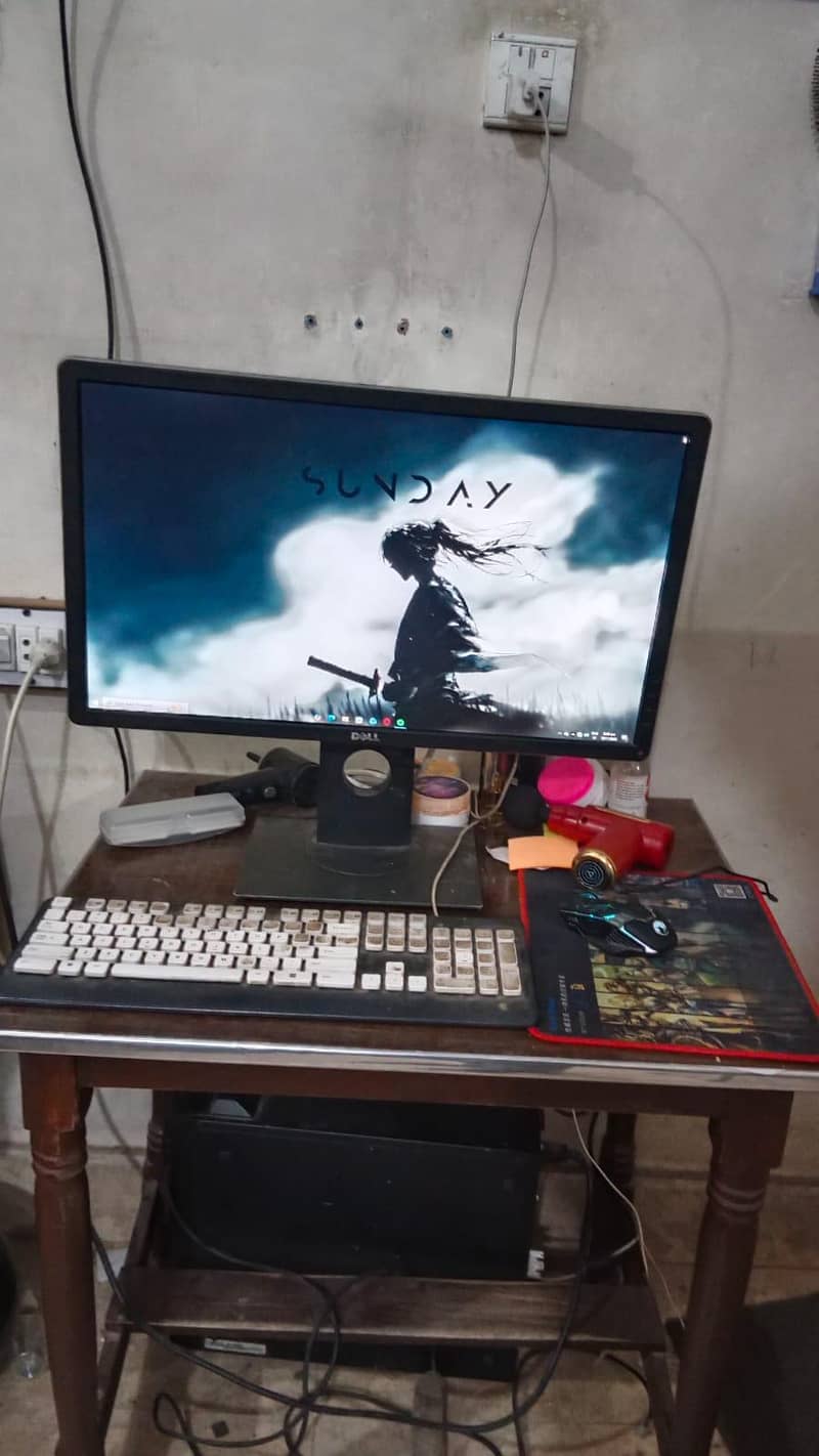 24 inch dell led monitor - Computer Components - 1109631858