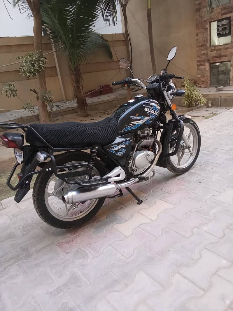 Gs 150se model 2022 - Standard - 1109650218