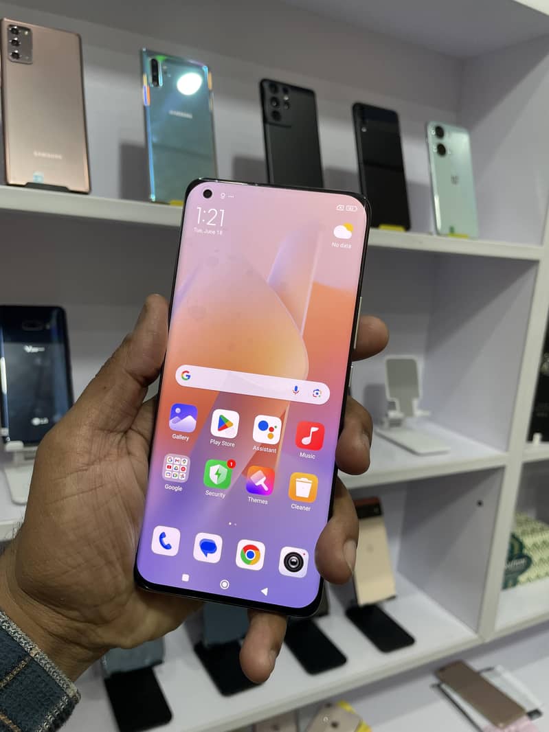 Xiaomi Mi 11 ultra 12gb 256Gb dual sim ( 120x Zoom ) Back screen 10/10 ...