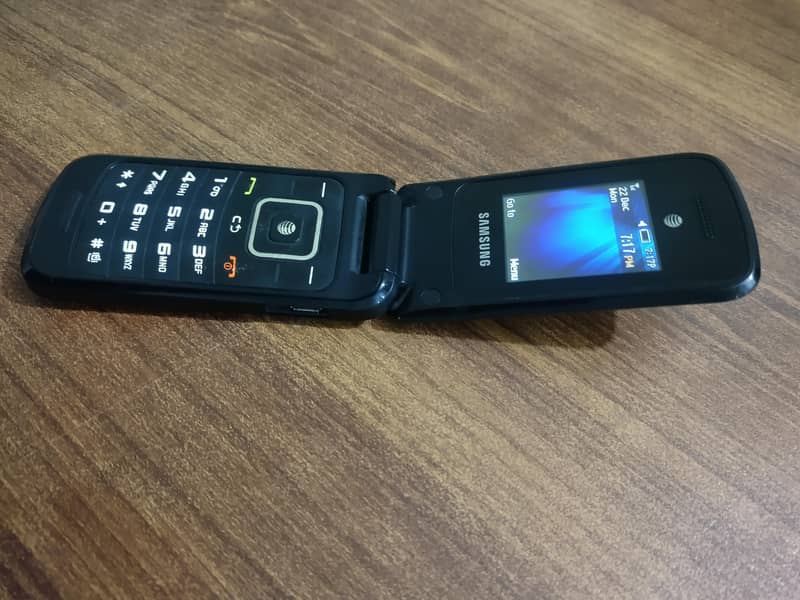 Samsung Flip Folding Antique Vintage Phone - Mobile Phones - 1109672346