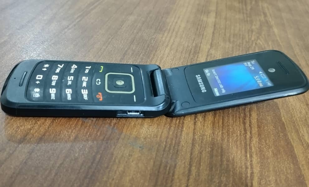 Samsung Flip Folding Antique Vintage Phone - Mobile Phones - 1109672346