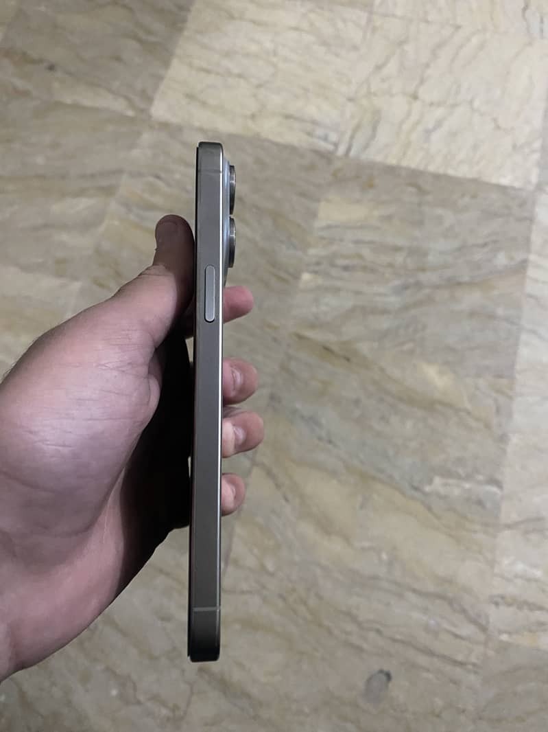 iphone 15 pro max with box - Mobile Phones - 1109678808