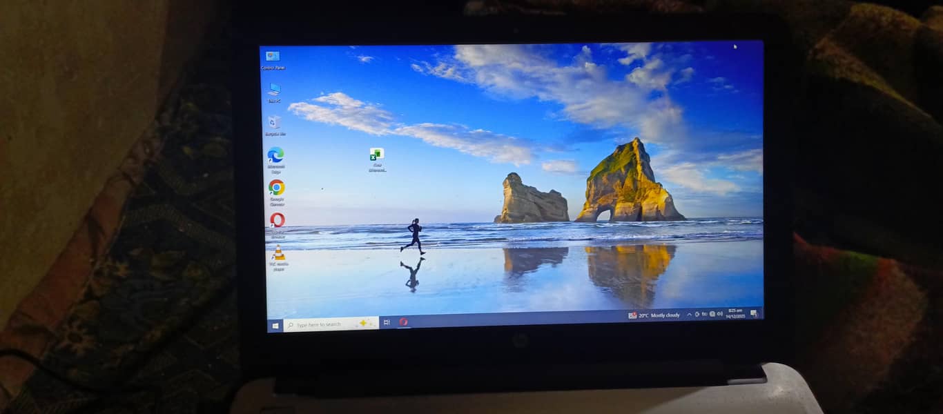 HP laptop core i5 6 generation - Laptops - 1109682443