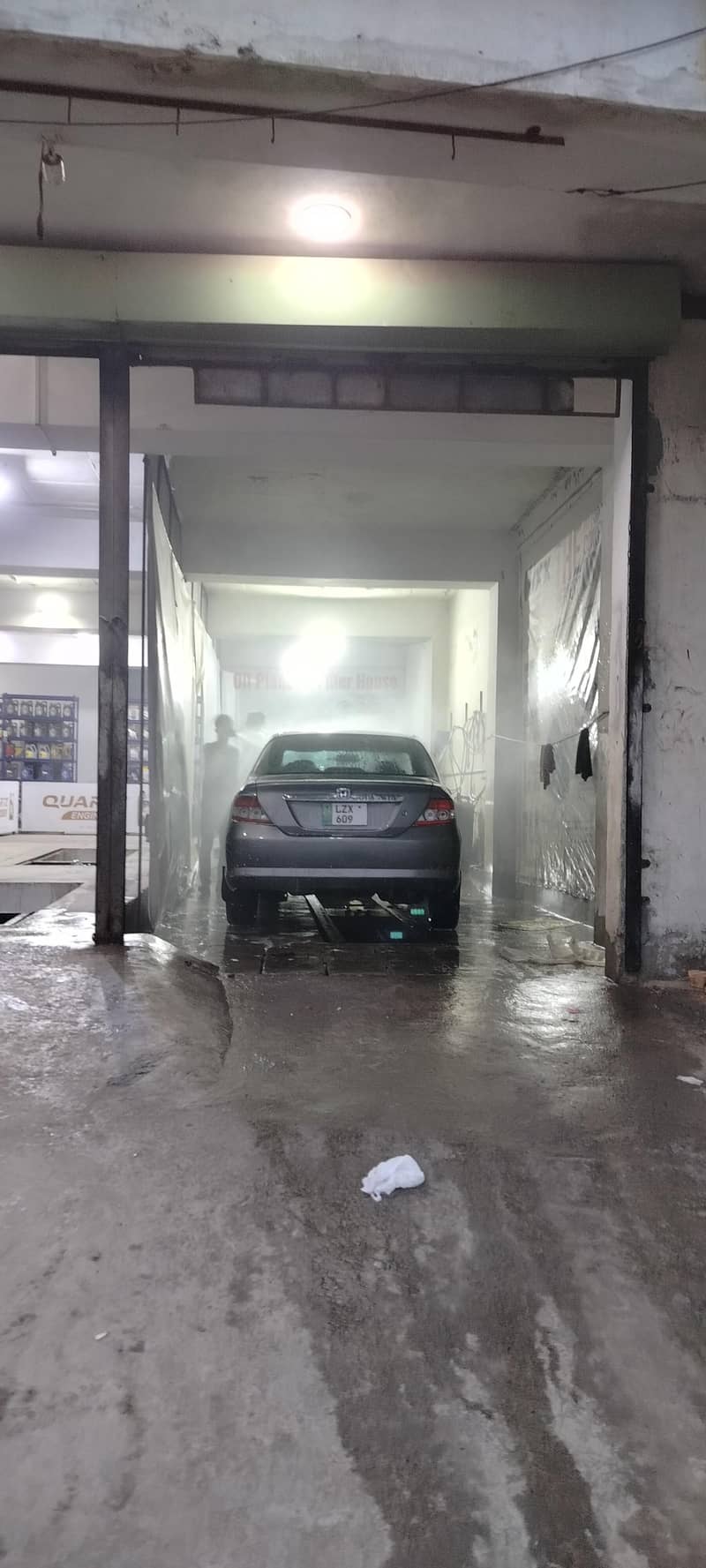 oil planet auto work shop n service station - Auto Part Shops - 1109684472