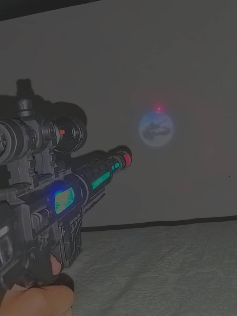 BLACK COLOR GUN WITH LIGHTS AND LASER LIGHT AND SCOPE PROJECTOR - Toys ...