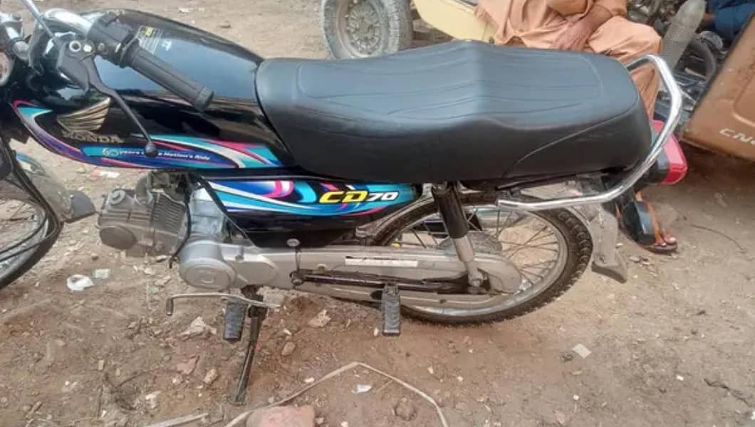Honda cd70 karachi 2024 - Standard - 1109687867