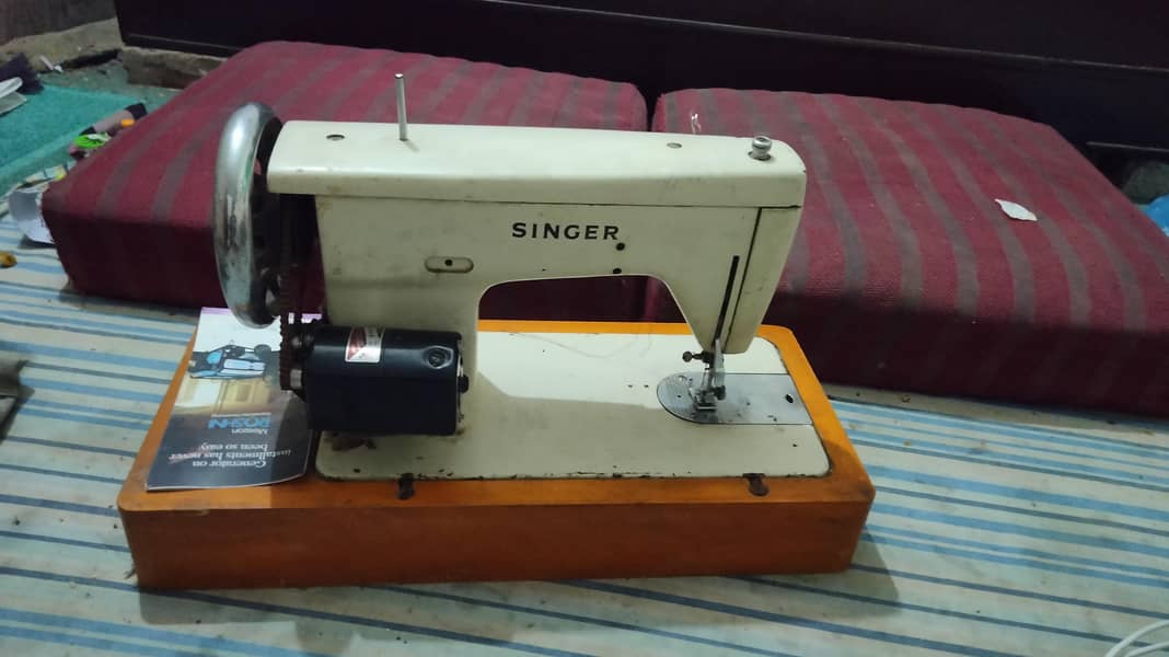 singer sewing machine - Sewing Machines - 1109694668