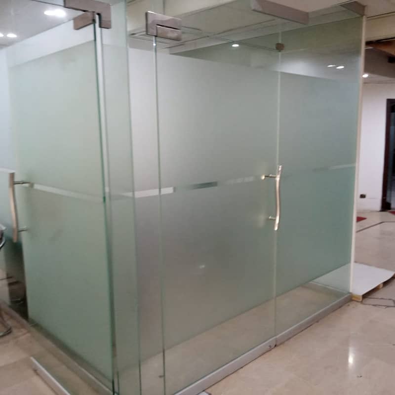 Building For Office Or Multinational Co. 14000 Square Feet - Shops ...