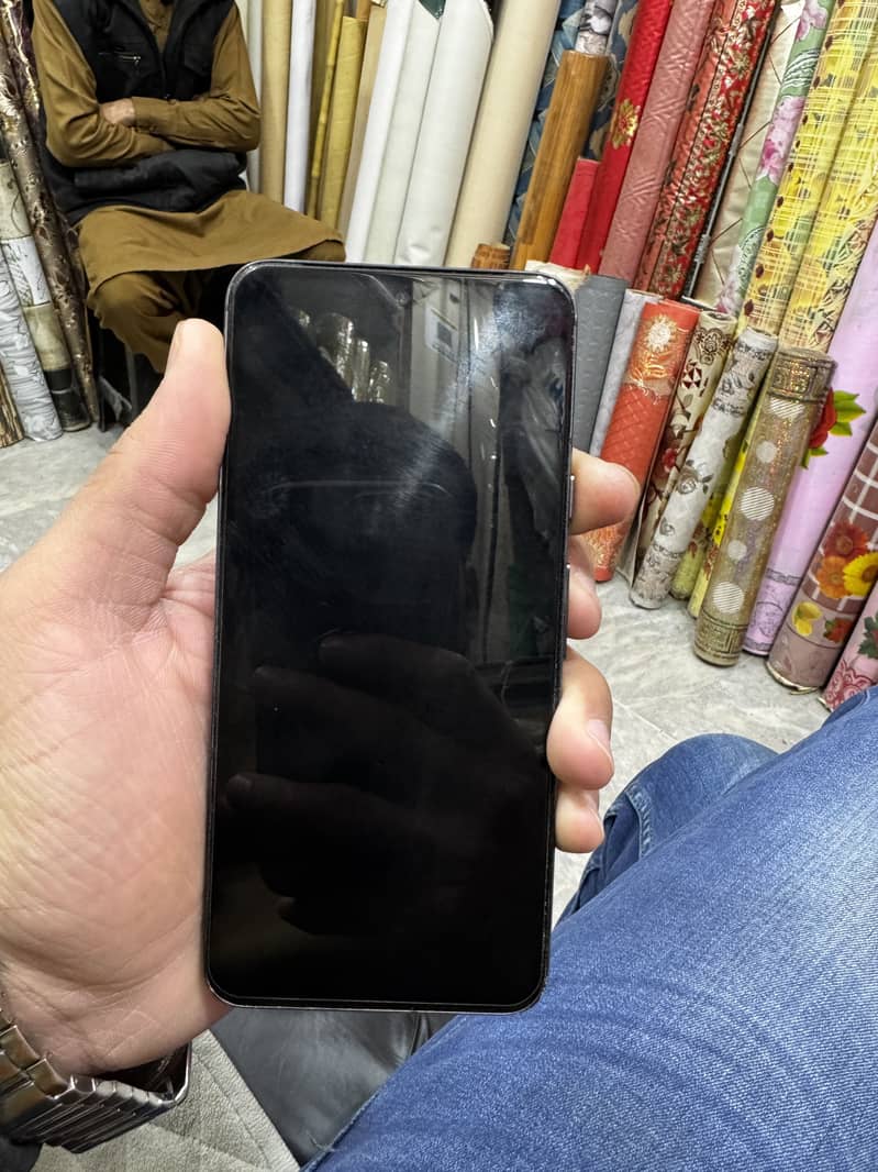 Google pixel 8 128gb - Mobile Phones - 1109699982