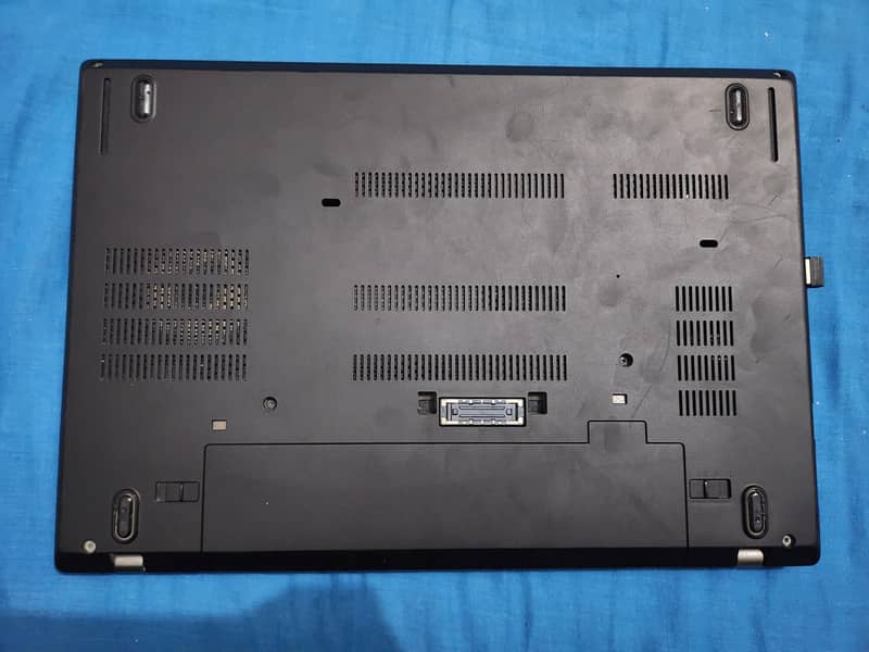 Lenovo Thinkpad T470 | 10/10 condition | broken LCD - Laptops - 1109701227
