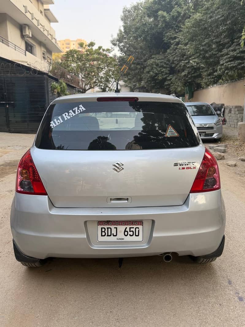 I am seeling suzuki swift dlx - Cars - 1109702978