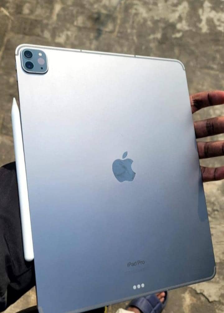 Apple iPad Pro M2 - Tablets - 1109706117