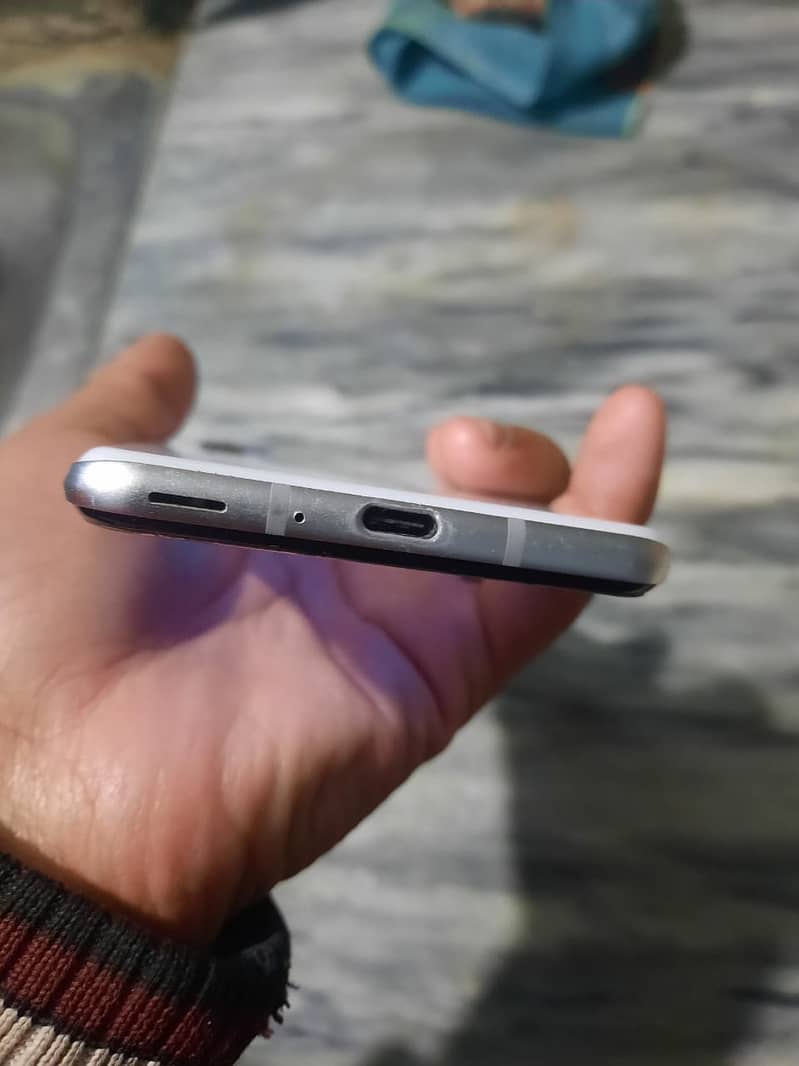 Sharp Aquos R3 Official PTA Approved - Mobile Phones - 1109711244