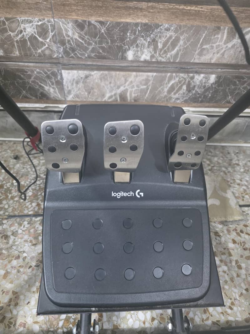 LOGITECH G29 WITH SHIFTER AND STAND - Gaming Accessories - 1109716561