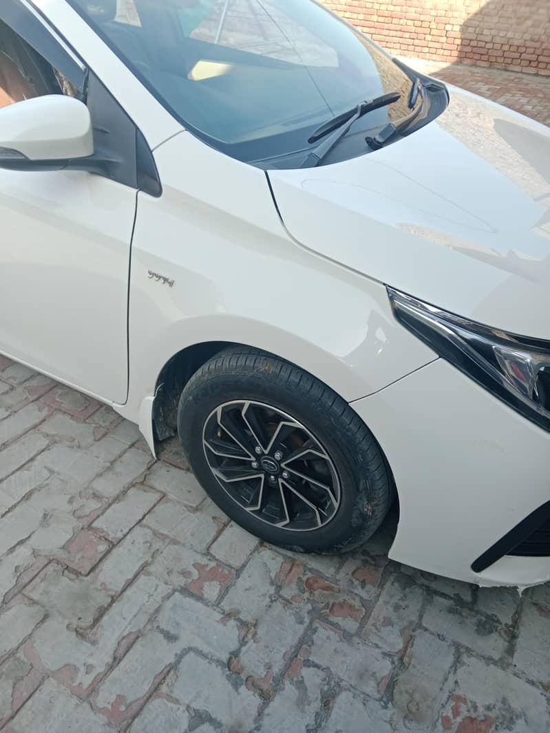 Toyota GLI 2019 total genuine - Cars - 1109730592