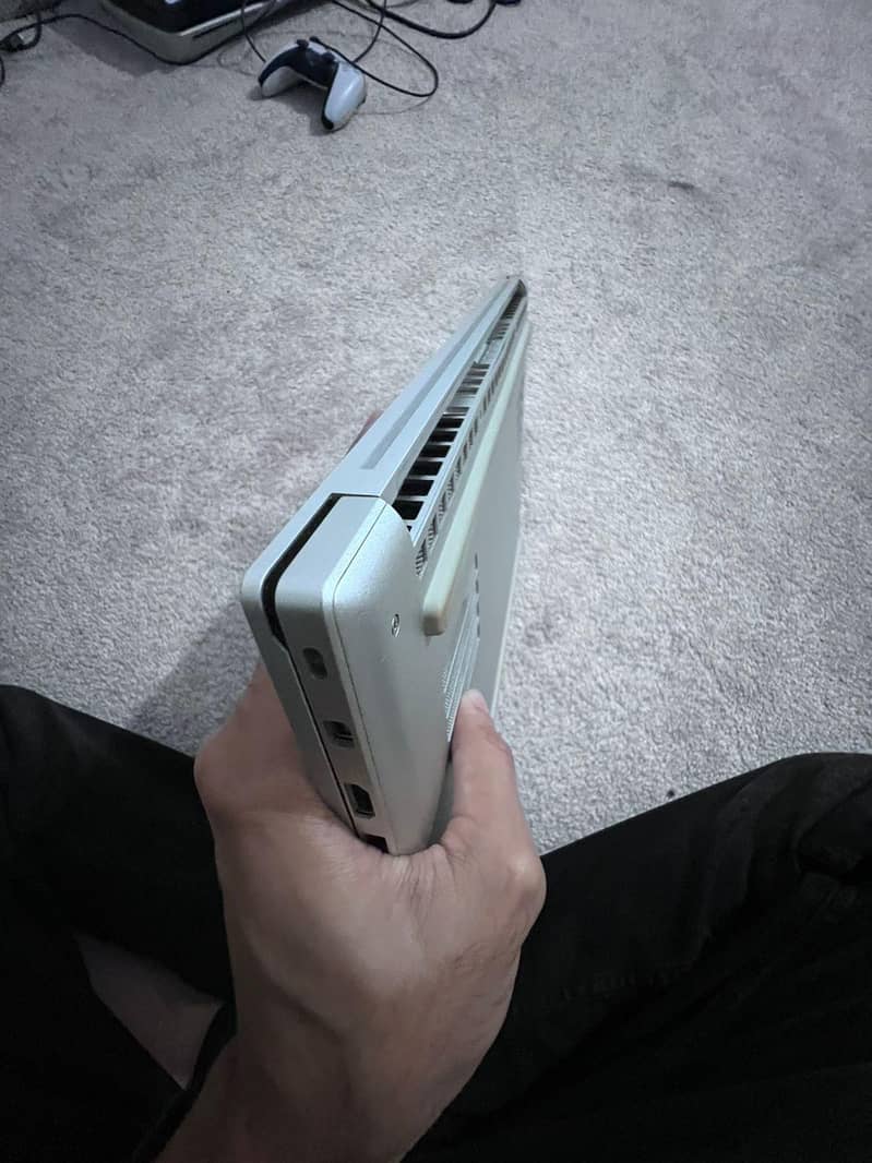 Razer blade 15 studio Laptop all aluminium body with 4k screen ...