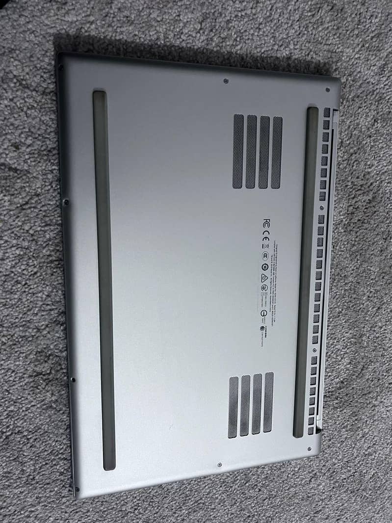 Razer blade 15 studio Laptop all aluminium body with 4k screen ...