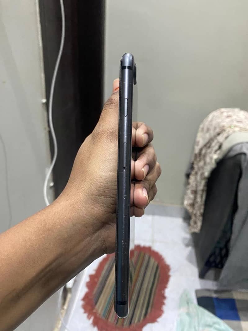 Iphone 8 plus - Mobile Phones - 1109750214