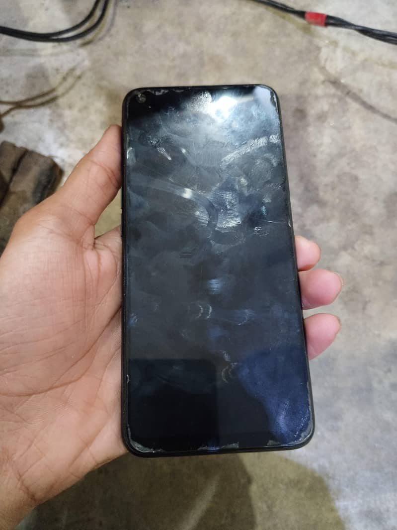oppo A76 All ok ha just gerny ki waja sy panel ma gaam lagya ha ...