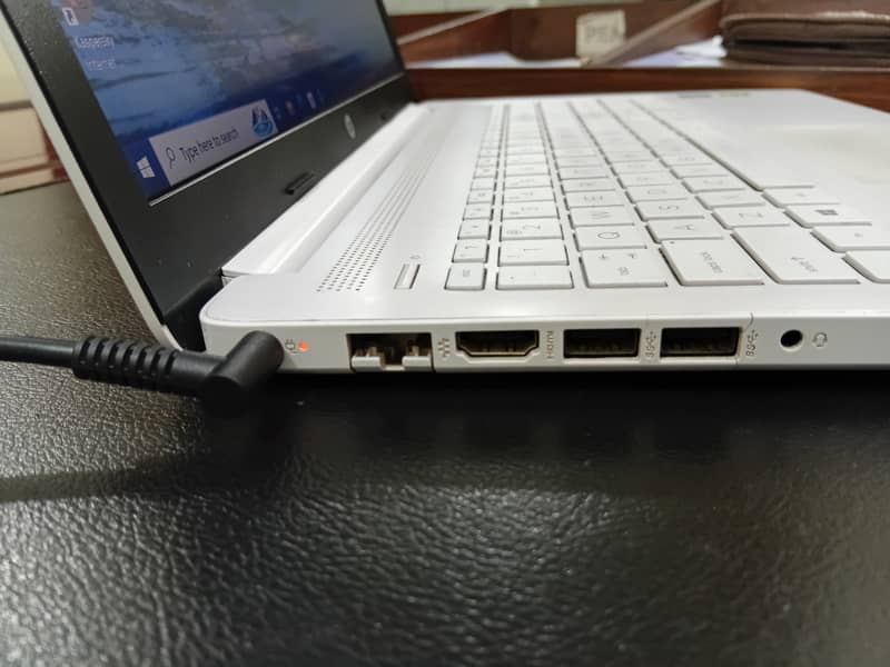 HP LAPTOP WITH GRAPHICS CARD - Laptops - 1109752161