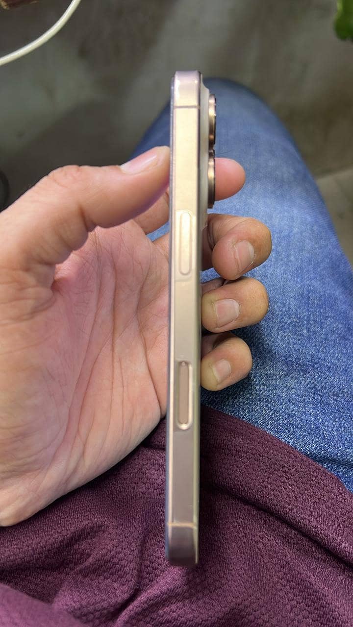 iphone 16 pro - Mobile Phones - 1109770476