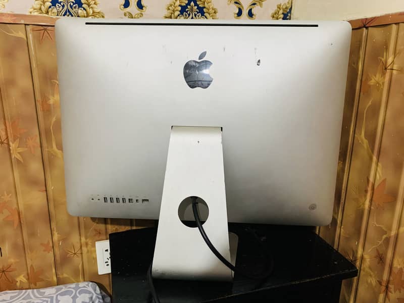 Apple iMac Core i3 - Desktops - 1109771495