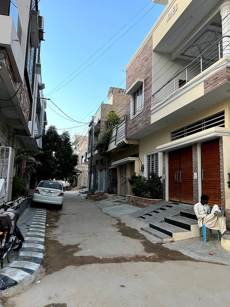 Chance Deal 120 Square Yards Next To Corner West Open Plot On ...