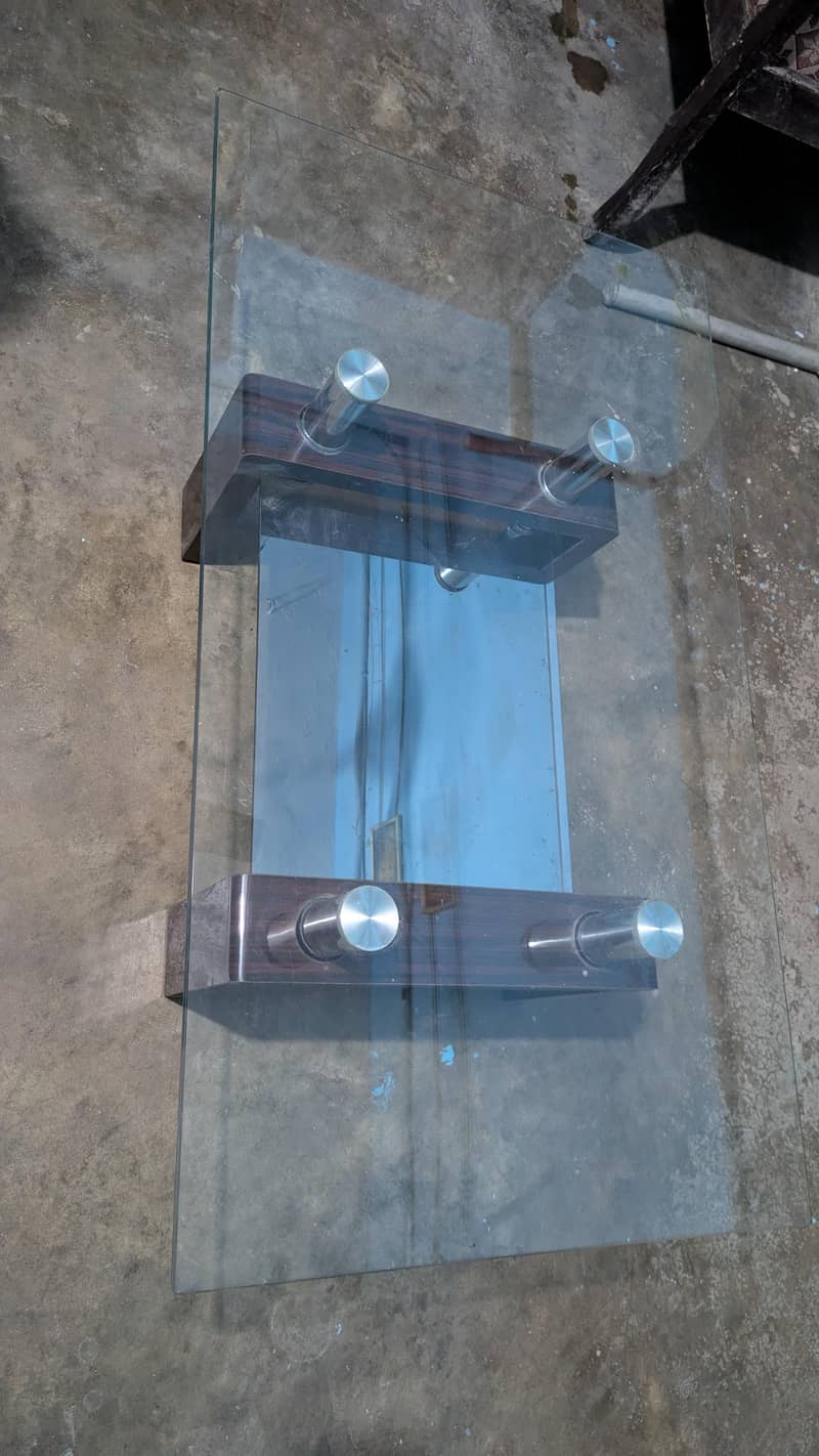 Table use as New - Dining Tables - 1109833152