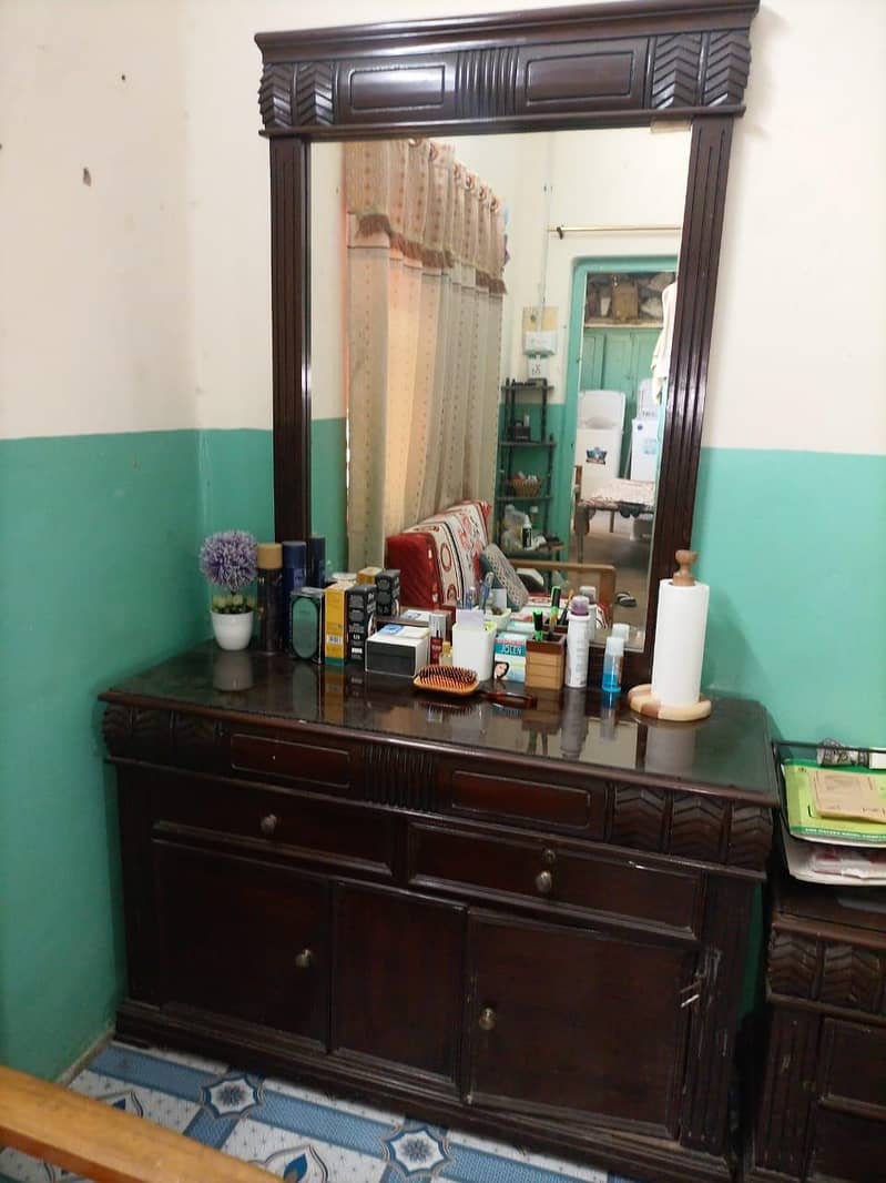 Good Condition - Other Household Items - 1109838149