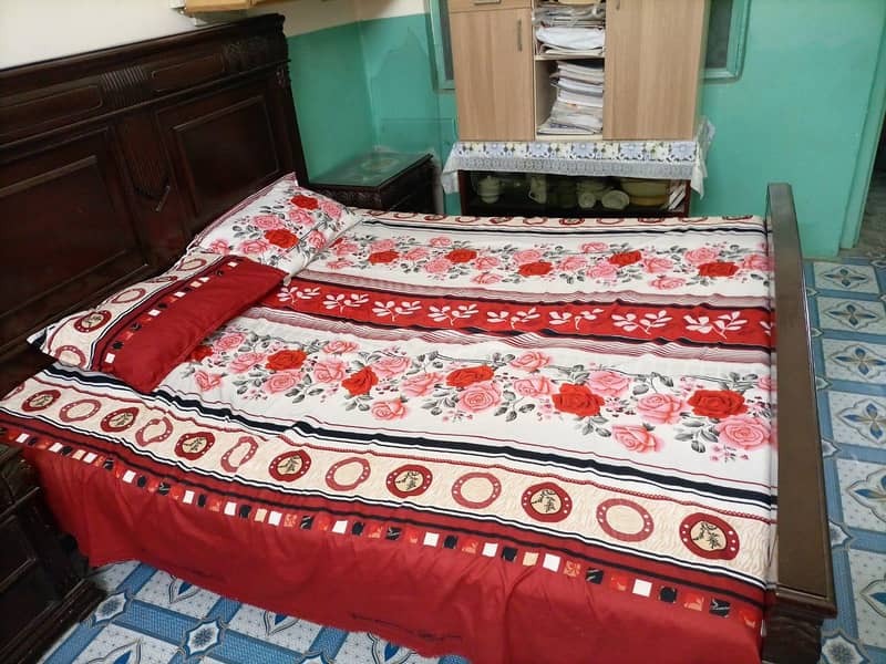 Good Condition - Other Household Items - 1109838149