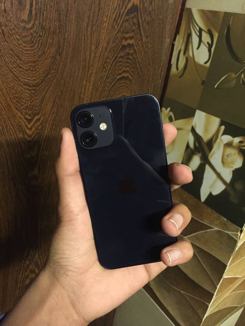 iPhone 12 - Mobile Phones - 1109838605