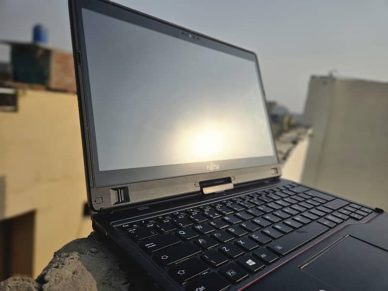 Fujitsu core i5 8th gen - Laptops - 1109844594