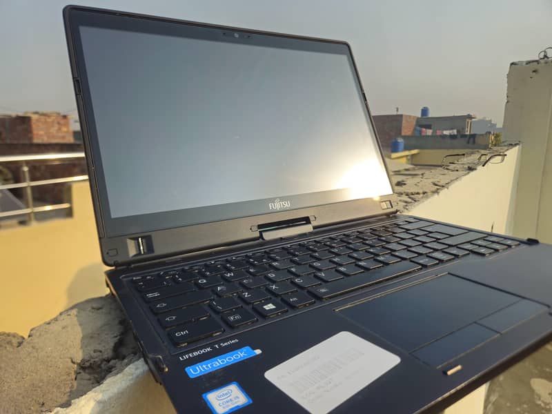 Fujitsu core i5 8th gen - Laptops - 1109844694