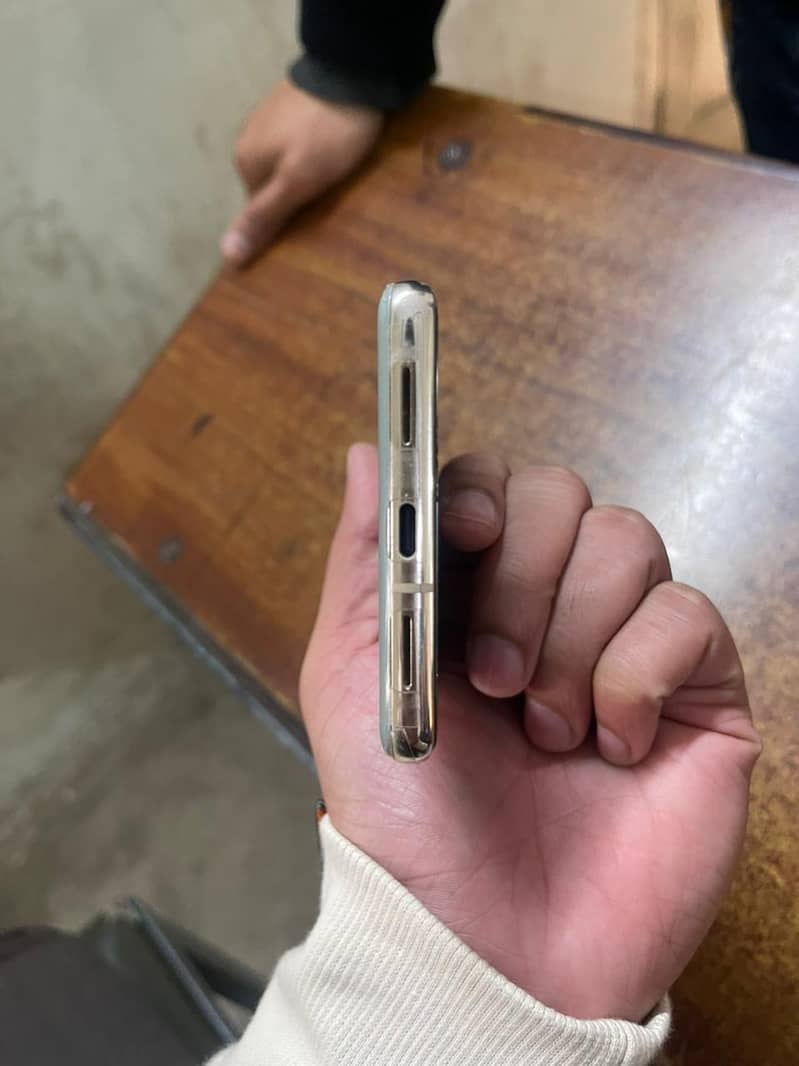 pixel 7pro sim lock - Mobile Phones - 1109845042