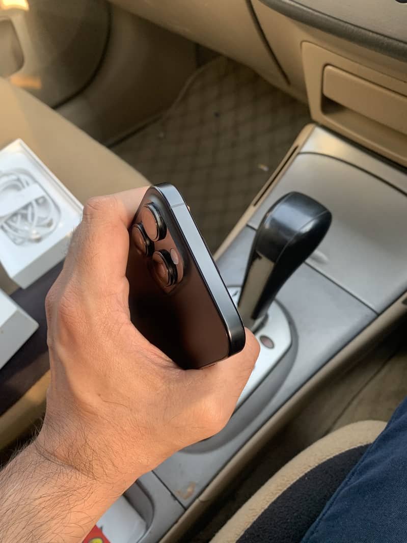 Apple IPhone 16 Pro Max 256gb JV black color 10/10 - Mobile Phones ...