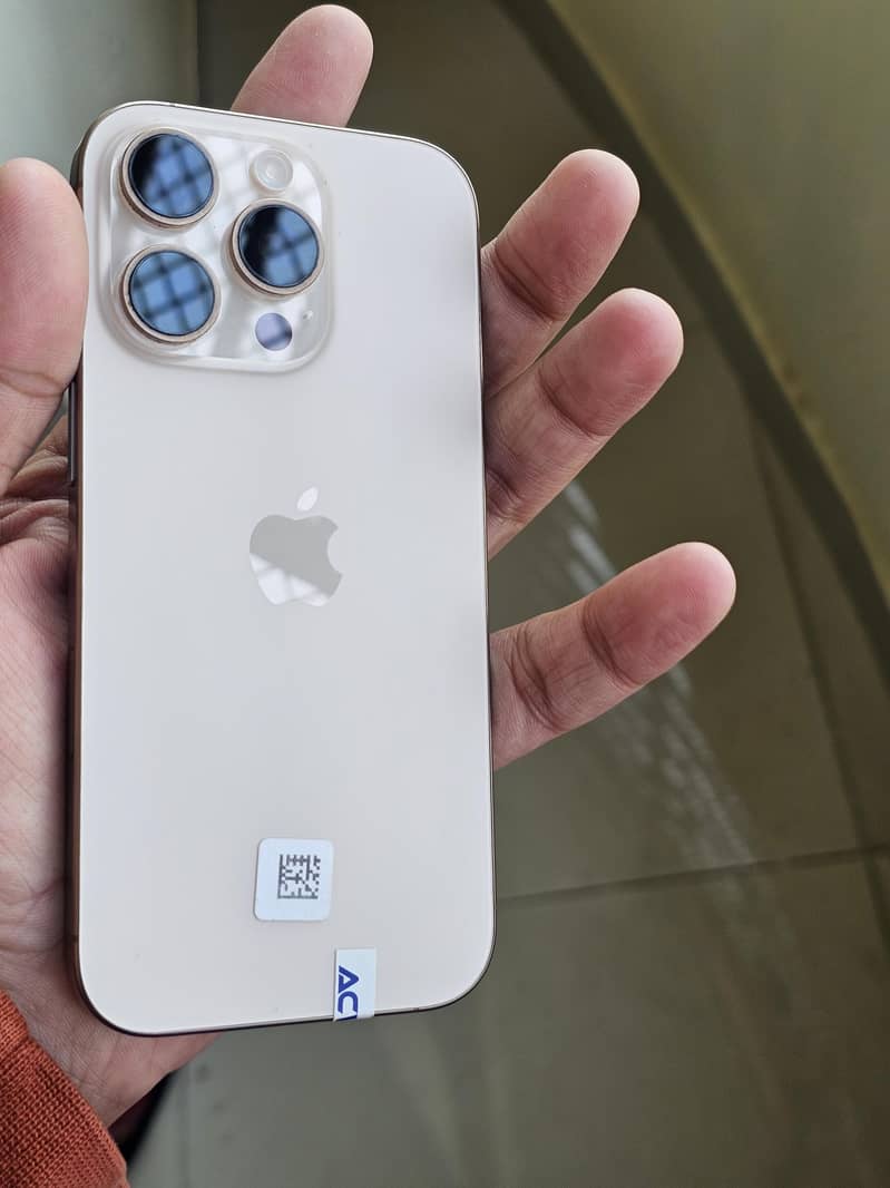 iphone 16 pro - Mobile Phones - 1109862631