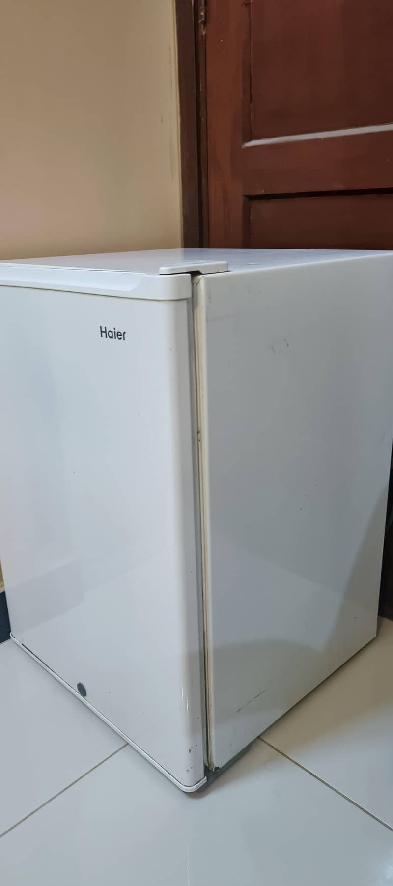 Mini Refrigerator and freezer - Mini - 1109863196