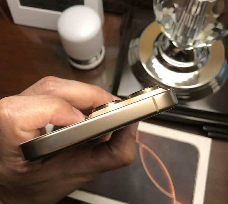 Apple iPhone 16 Pro Max - Mobile Phones - 1109881809