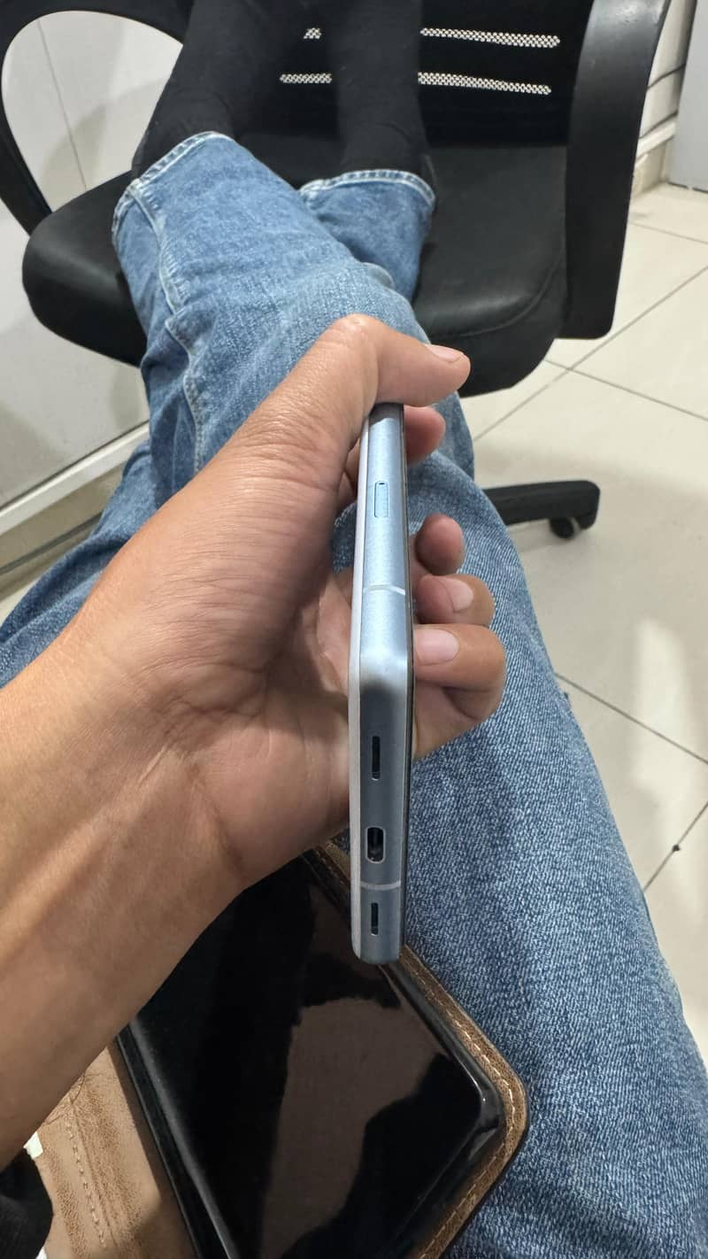 Google Pixel 7a - Mobile Phones - 1109884090