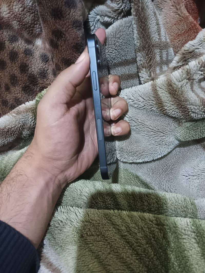 iphone 12 - Mobile Phones - 1109893460