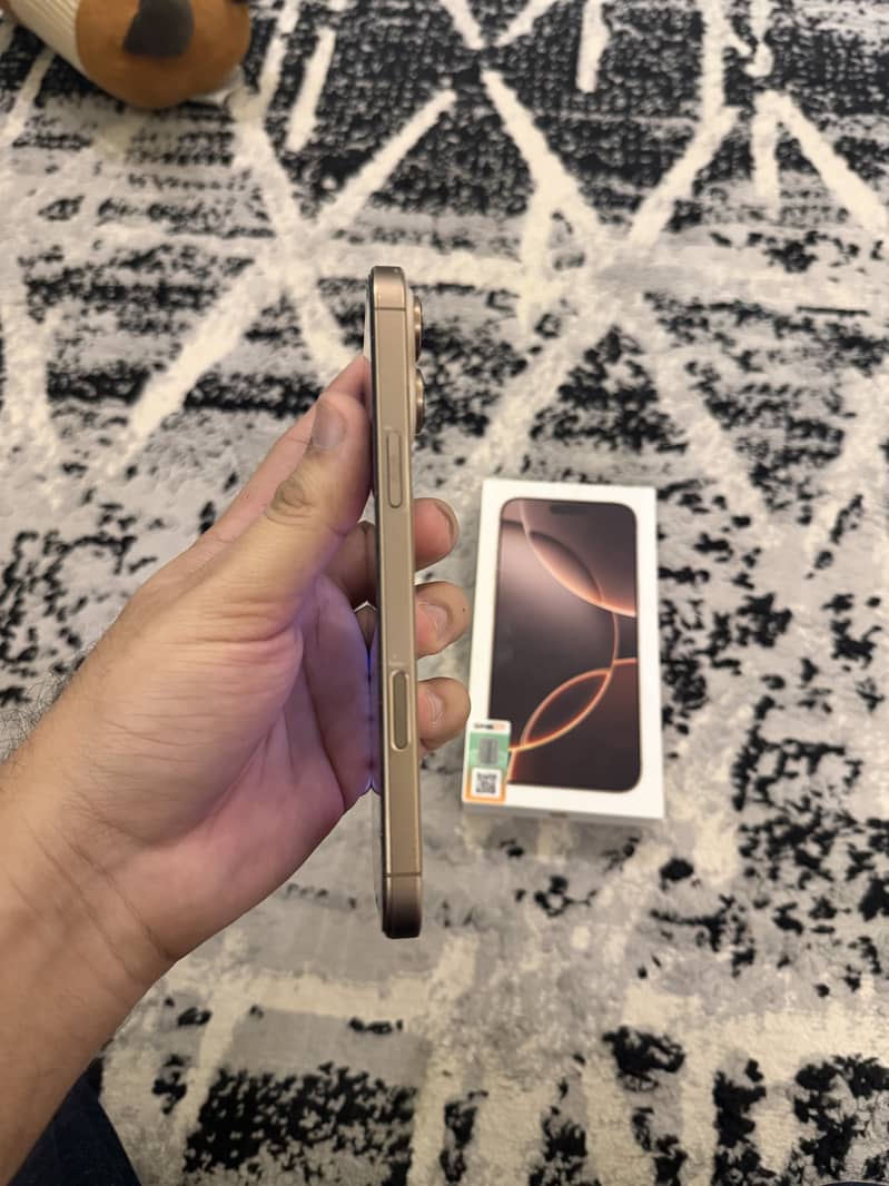 Apple iPhone 16 Pro Max - Mobile Phones - 1109895018