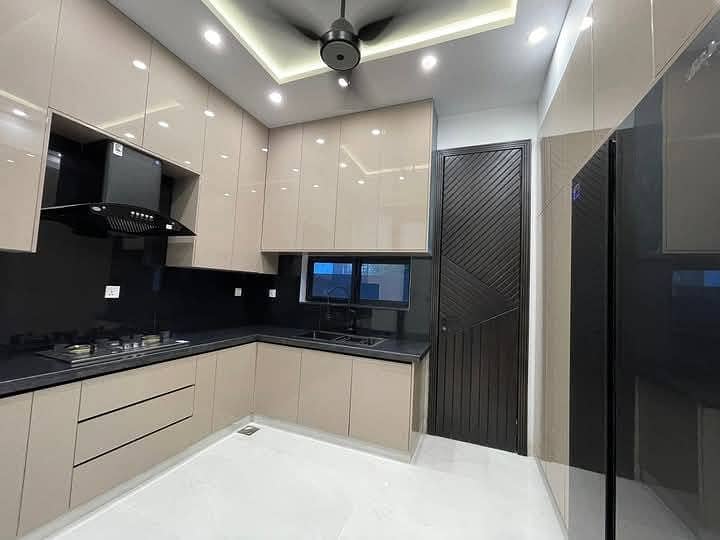 3 Years Installment Plan Luxury 10 Marla Brand New House In Park View ...