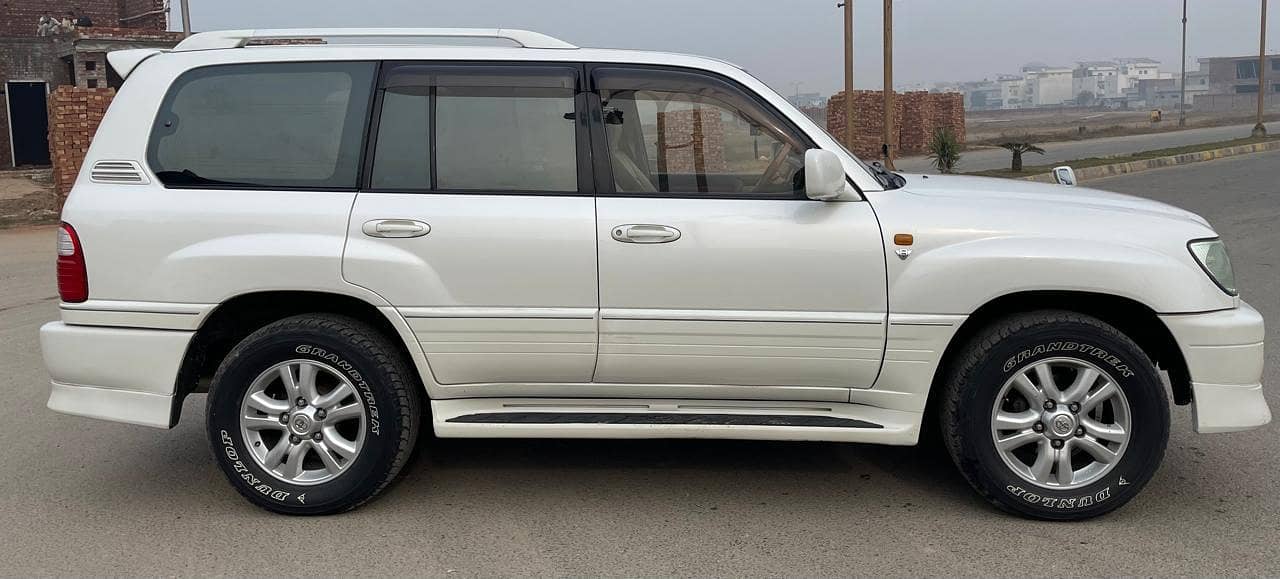 Toyota Cygnus v8 - Cars - 1109897173