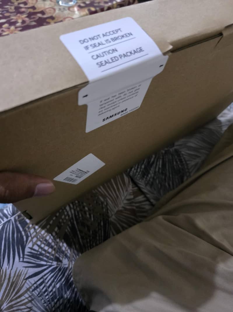 Samsung Galaxy book 5 pro 360 16" inch brand new just box open non ...