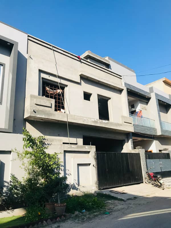5 Marla Grey Structure House For Sale In Nash-E-Man Iqbal Phase 2 ...